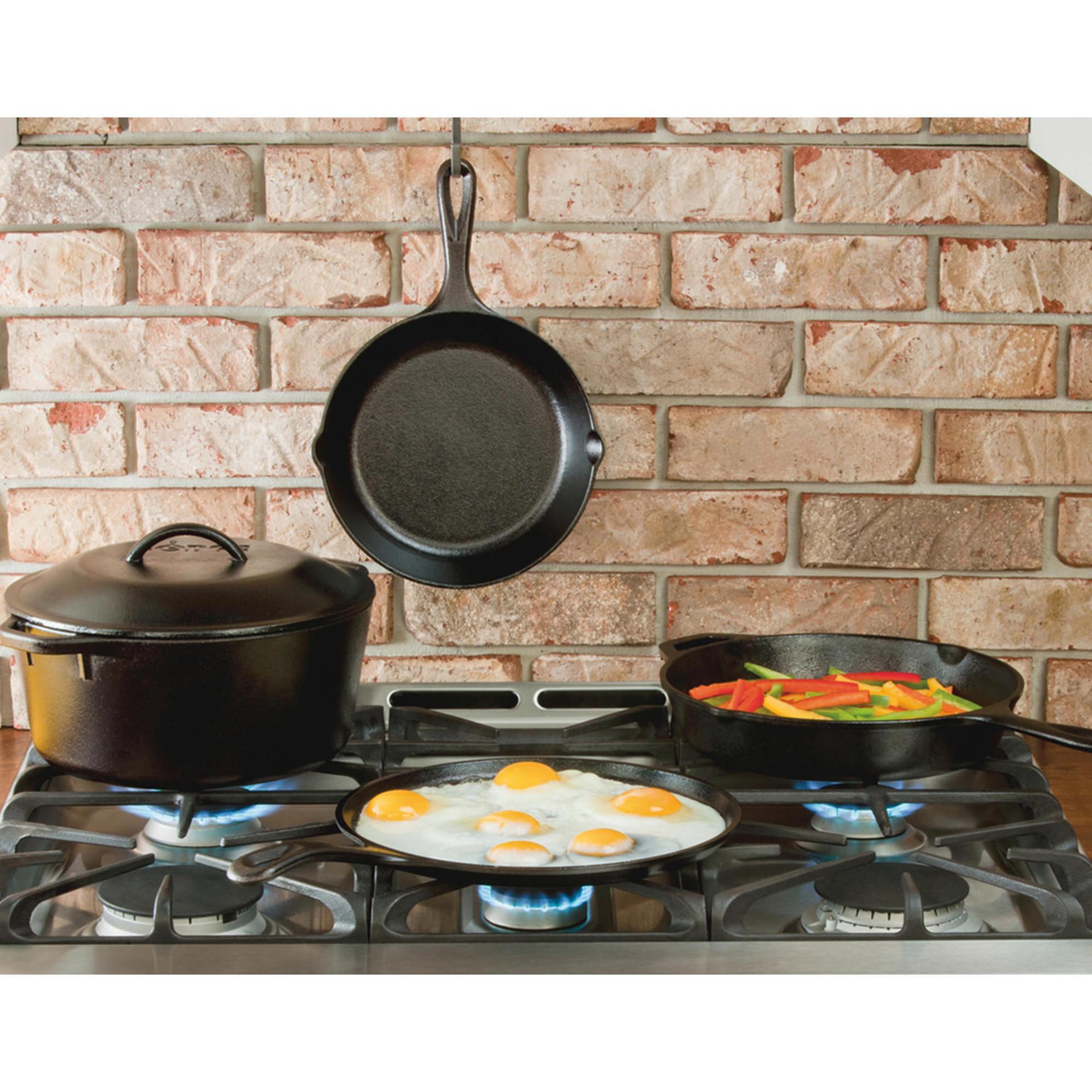 Cast iron cookware – Cookery Essentials
